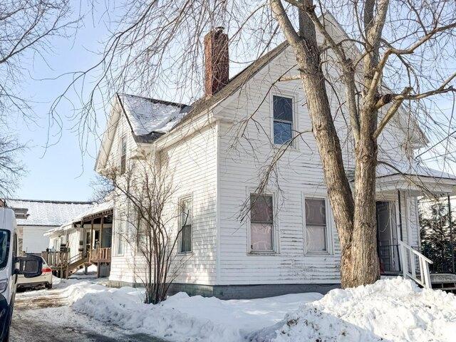 house Fairfield ME DS102344996