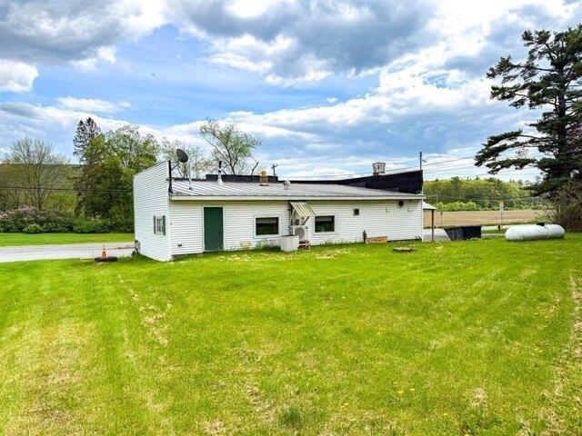 house Fairlee VT DS103932719