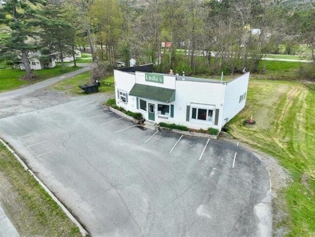 house Fairlee VT ES103932719