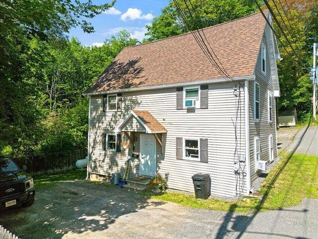 house Farmingdale ME ES104853569