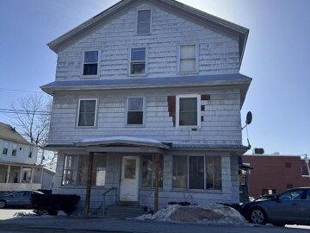 house Farmington ME DS103188805