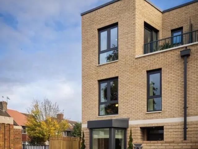 House For Sale Twickenham London 1405000 ES102665250