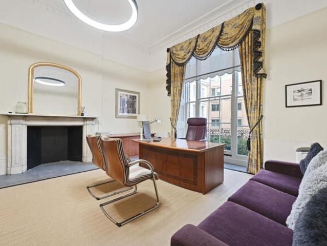 House for sale in Harley Street, London W1G