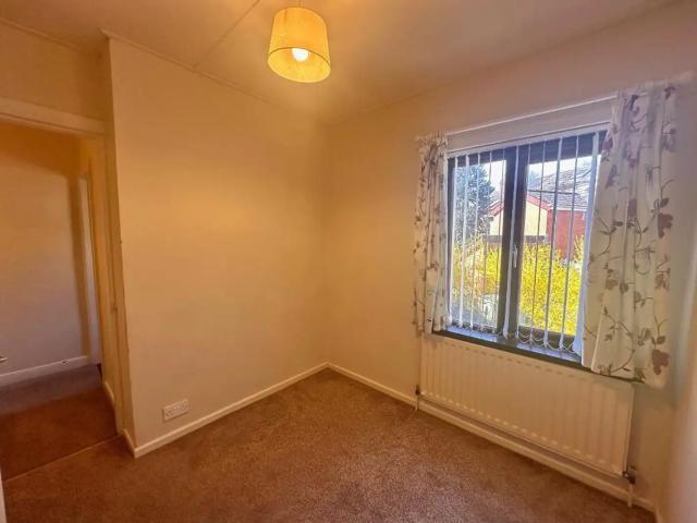 house for rent at 220 Shore Road, Fortwilliam Park, Belfast, Antrim, BT15 3QB, England