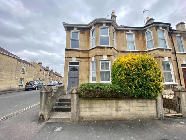 house for rent at Victoria Terrace, Bath, BA2, UK