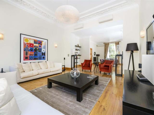 house for rent at EATON PLACE, London, SW1X, United Kingdom