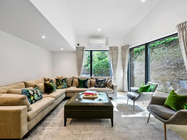 house for rent at house The Old Dairy, Wakefield Street, London WC1N