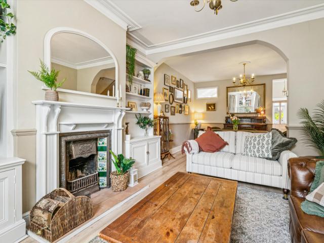 house for rent at house Astonville Street, London SW18
