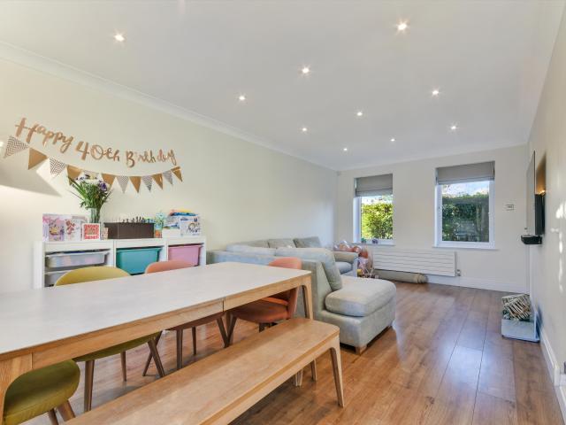 house for rent at house Discovery Walk, London, E1W