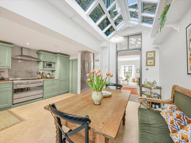 house for rent at house Flask Walk, Hampstead NW3