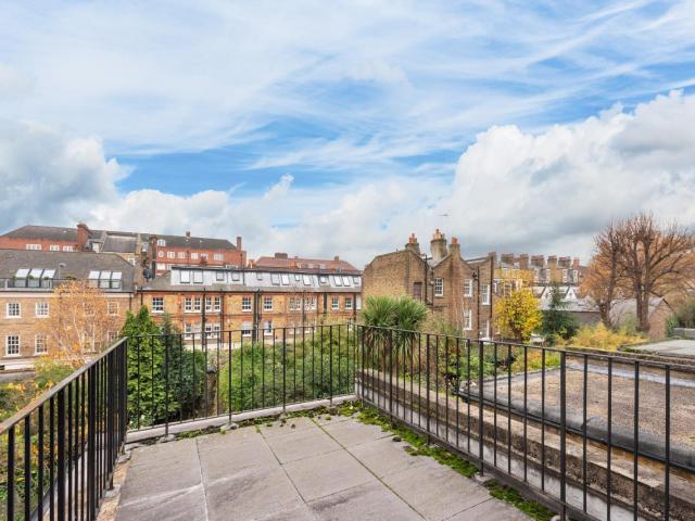 house for rent at house St John's Wood Terrace, St John's Wood, London NW8