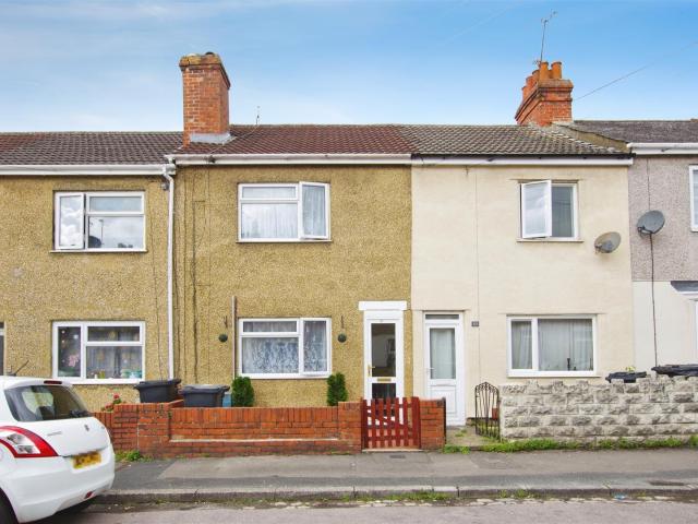 house for rent at Kitchener Street, Swindon United Kingdom