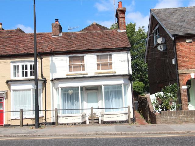 House for rent at London Road, Forest Row, East Sussex, RH18 5EU
