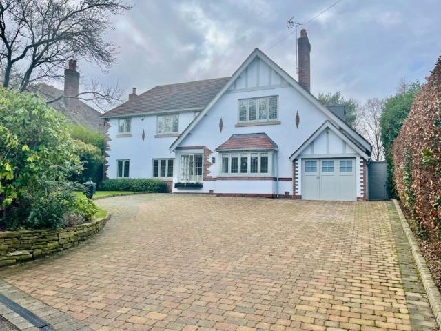house for rent at Macclesfield Road, Prestbury, SK10