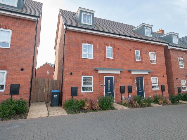 house for rent at Mindaro Way, Ashlawn Gardens, Rugby, CV22