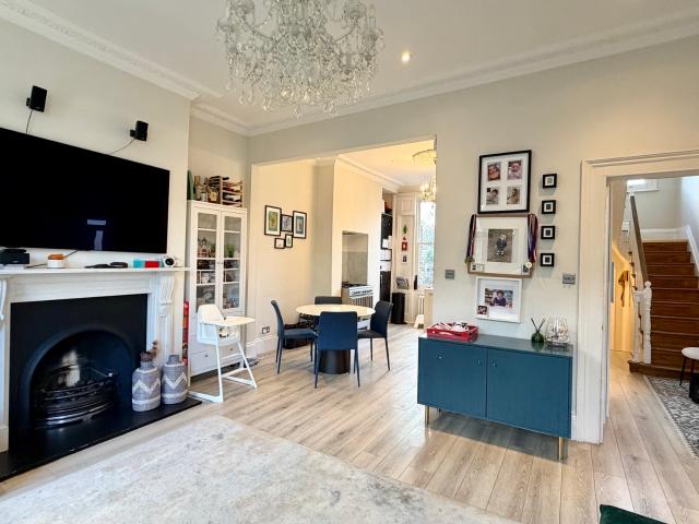 house for rent at Morton Road, London, N1 3BG, UK