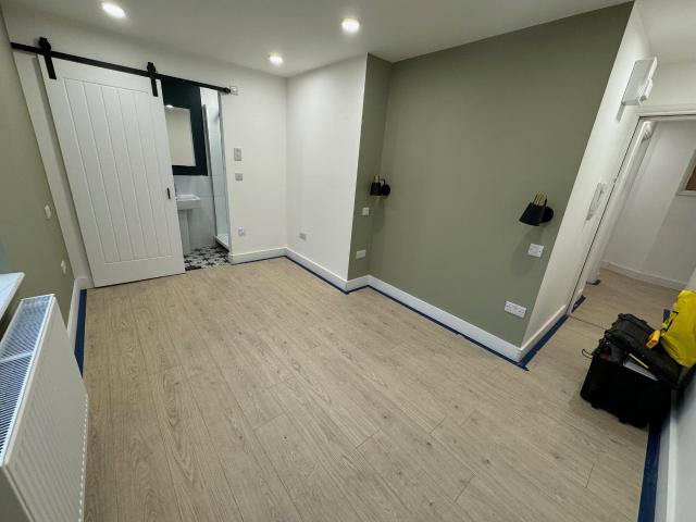 House for rent castle street SK3