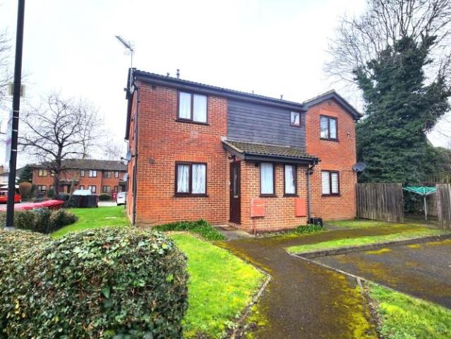 House For Rent, Central Slough, Berkshire