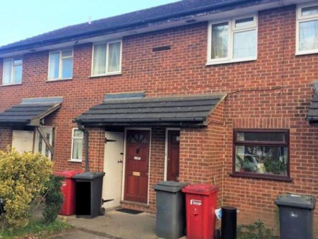 House For Rent Fleetwood Court, Slough, Berkshire