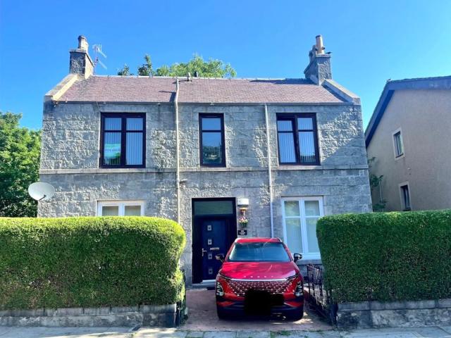 house for rent in 404 Clifton Road, Upper Flat, Aberdeen AB24 4EJ