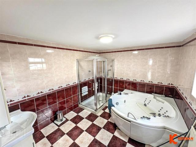 house for rent in 49 Ard Ross, Crossmaglen, Newry, BT35 9BZ