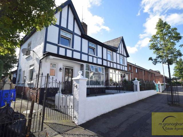 house for rent in 68 Glen Road, Belfast, BT11 8BG