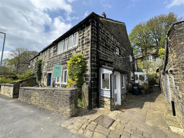 house for rent in 6 Cliffe, Warley, HX2 7SE