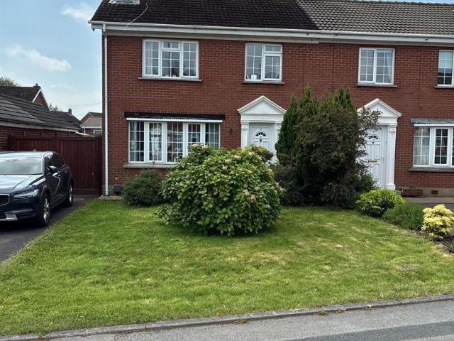 house for rent in 6 Winchester Drive, Carryduff, Belfast, BT8 8QD