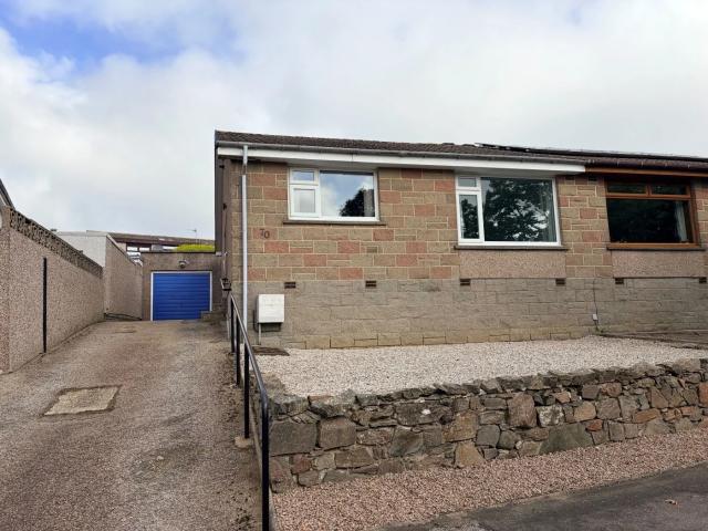 house for rent in 70 Kinmundy Drive, Westhill, Aberdeenshire AB32 6SW