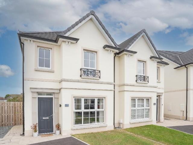house for rent in 72 The Demesne, Hillsborough Road, Carryduff, BT8 8GU