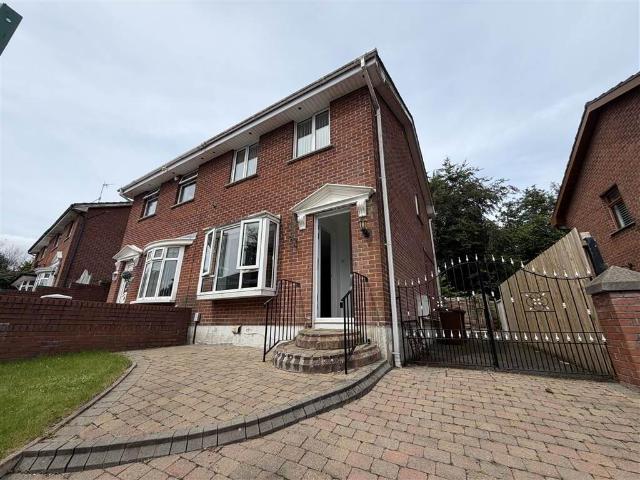 house for rent in 8 Merrion Park, Dunmurry, Belfast, BT17 0SF