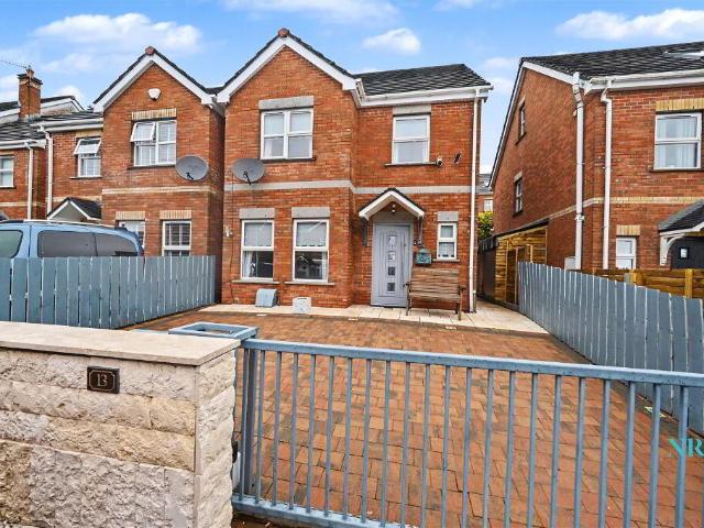 house for rent in 13 Wolfhill Manor, Belfast, BT14 8DE