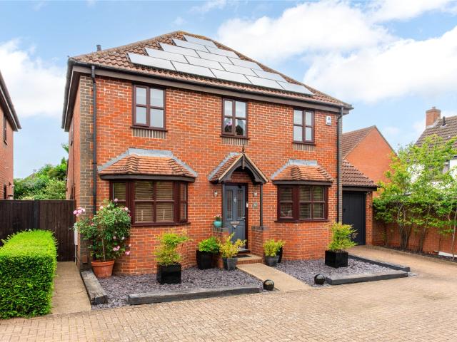 house for rent in 13, Bowling Leys, Middleton, Buckinghamshire, MK10 9BD