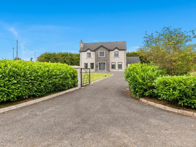 house for rent in 102 Lough Road, Lisburn, BT27 6TT