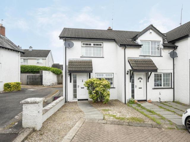 house for rent in 10 Hollymount Court, Belfast, BT10 0HA