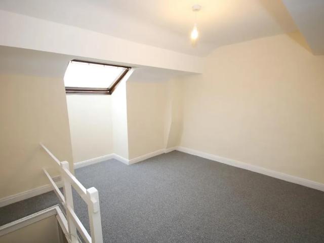 house for rent in 121 Vincent Road