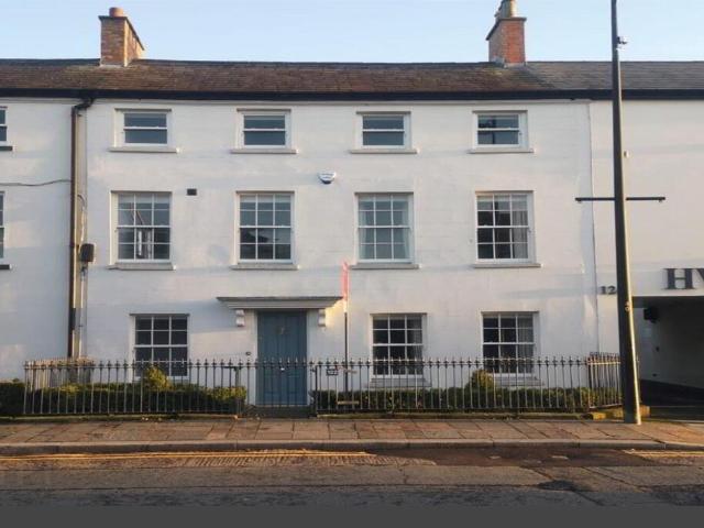 house for rent in 122 High Street, Holywood, BT18 9HW