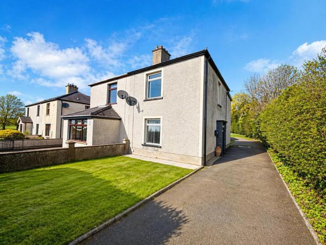 house for rent in 12 Killultagh Road, Lisburn, BT28 2RA