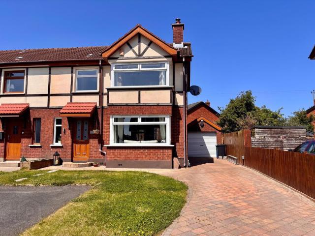 house for rent in 15 Woodford Grange, Bangor, BT19 6ZA