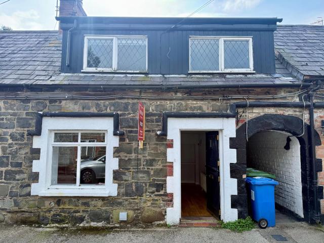 house for rent in 15 Arthur Street, Hillsborough, BT26 6AP