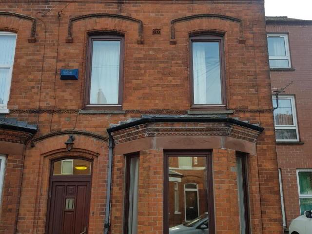 house for rent in 1A Stranmillis Gardens, Belfast, BT9 5AS