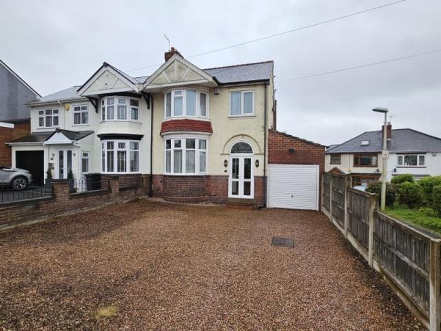 house for rent in 23 Greenhill Road, Halesowen, West Midlands, B62 8HA, UK
