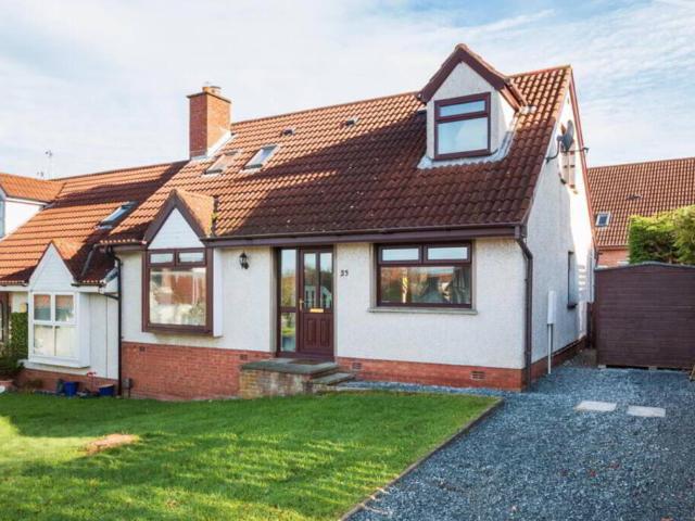 house for rent in 23 Irvine Park, Bangor, BT19 7XR
