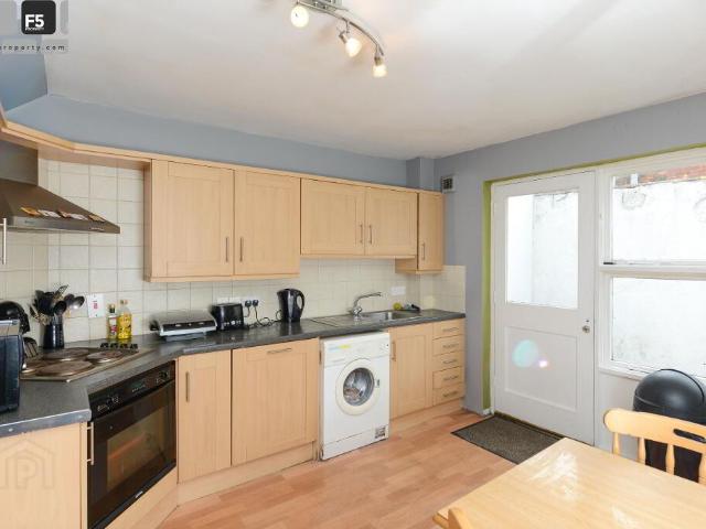 house for rent in 23 St Albans Gardens, Stranmillis, Belfast, BT9 5DR
