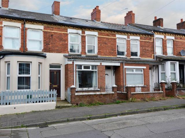 house for rent in 27 London Road, Belfast, BT6 8EY