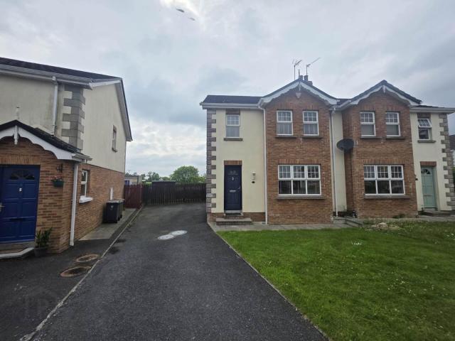 house for rent in 25 Oakridge, Armagh, BT60 2LL
