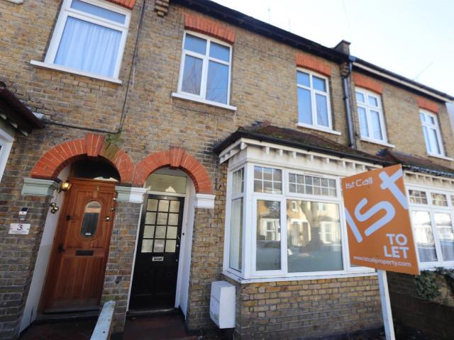 house for rent in 2 Carlton VillasSt Anns RoadSouthend On SeaEssex
