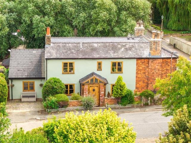 house for rent in 2, Church End, Thurleigh, Bedfordshire, MK44 2DA