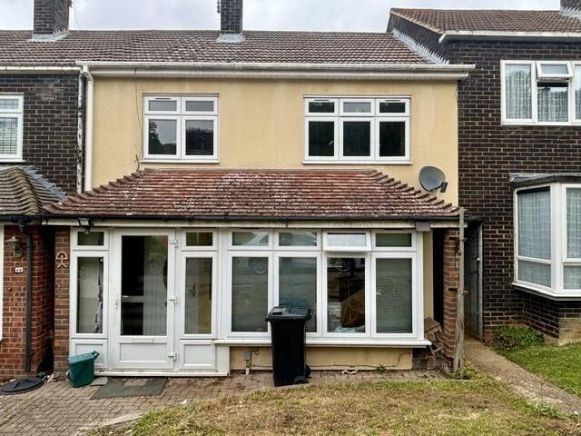 house for rent in Takely Ride, SS16 5BD