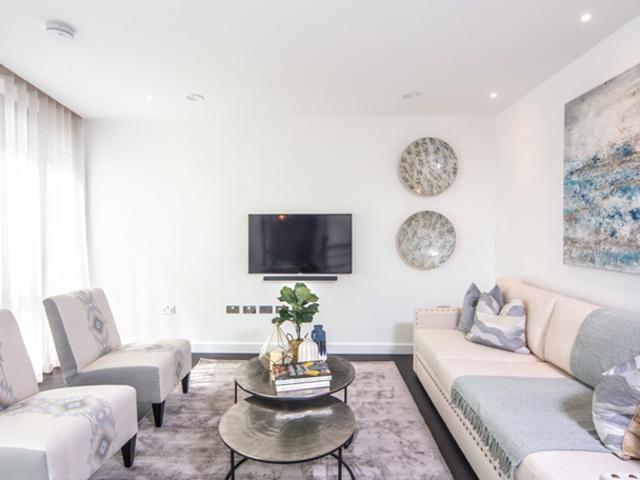 house for rent in Thornes House, Nine Elms, SW11